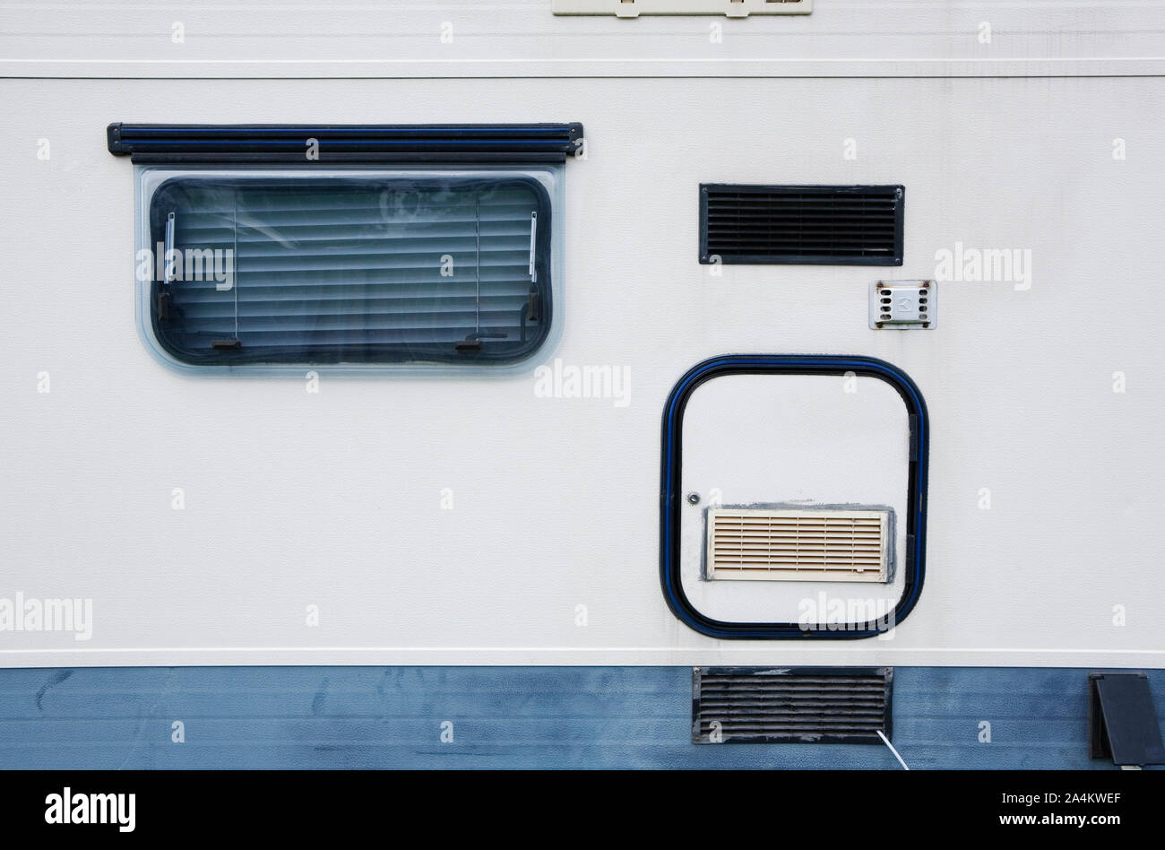 Caravan window hi-res stock photography and images - Alamy