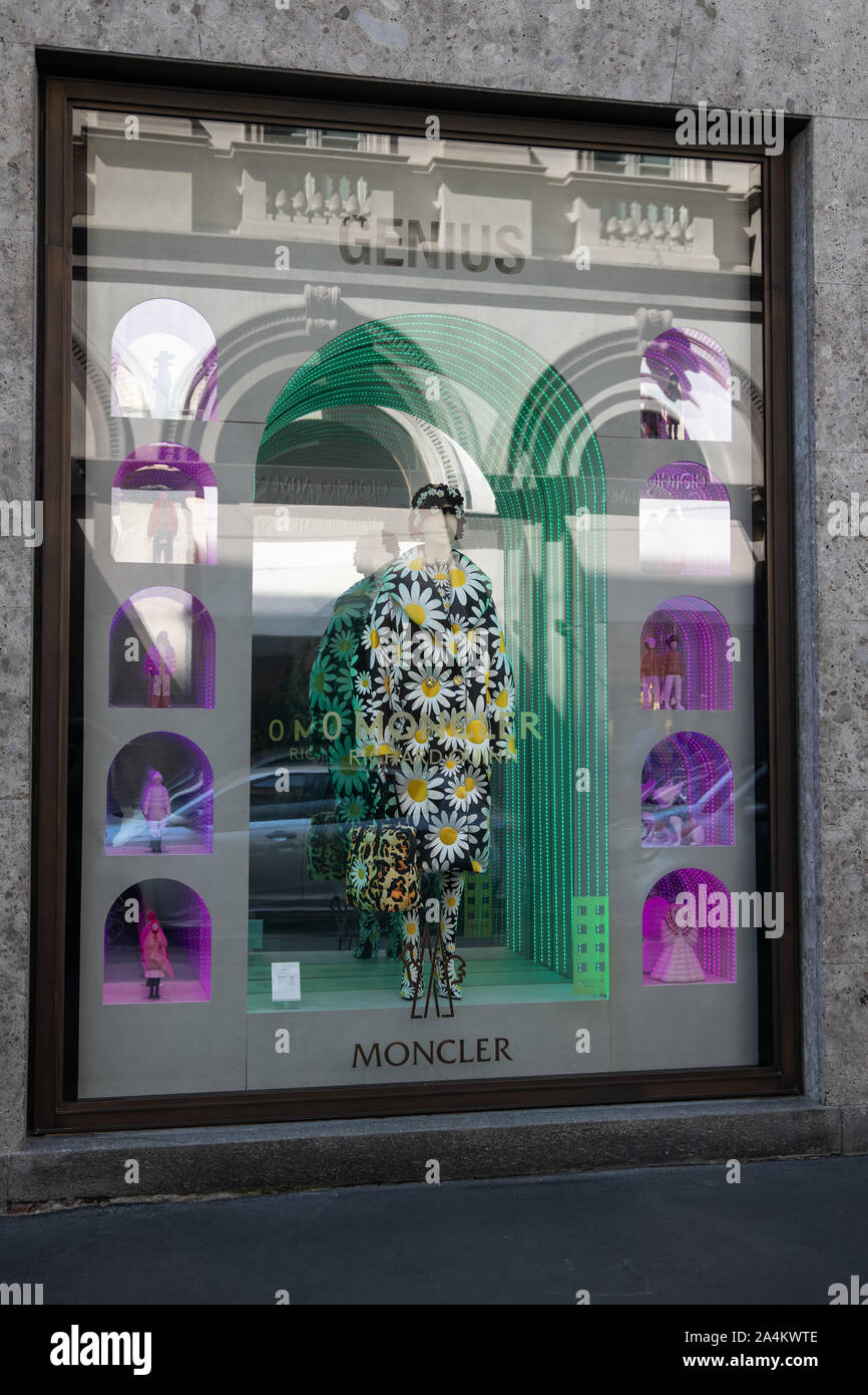 Moncler shop window hi-res stock photography and images - Alamy