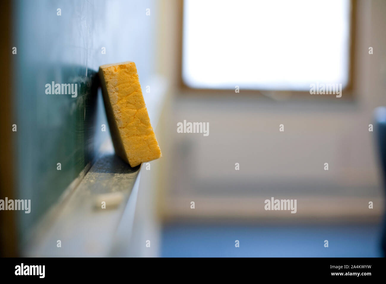 Sponge and blackboard Stock Photo - Alamy