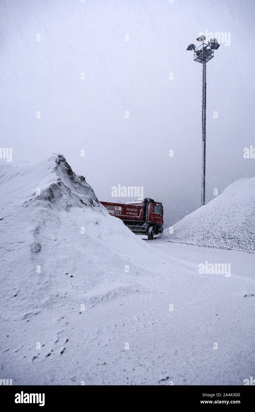 Tou scene hi-res stock photography and images - Alamy