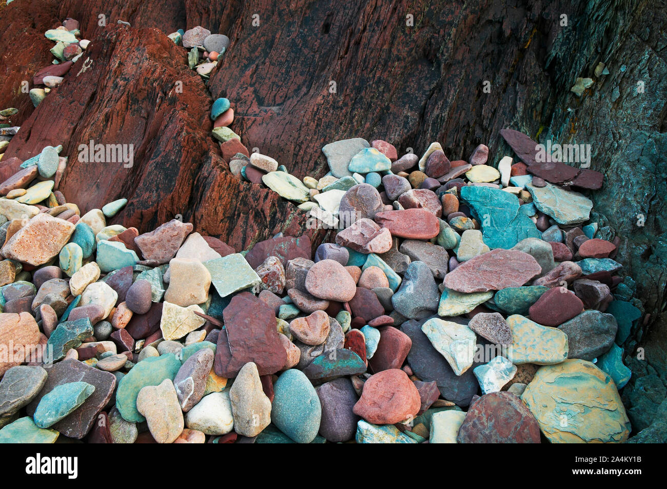 Rocks shapes hi-res stock photography and images - Alamy