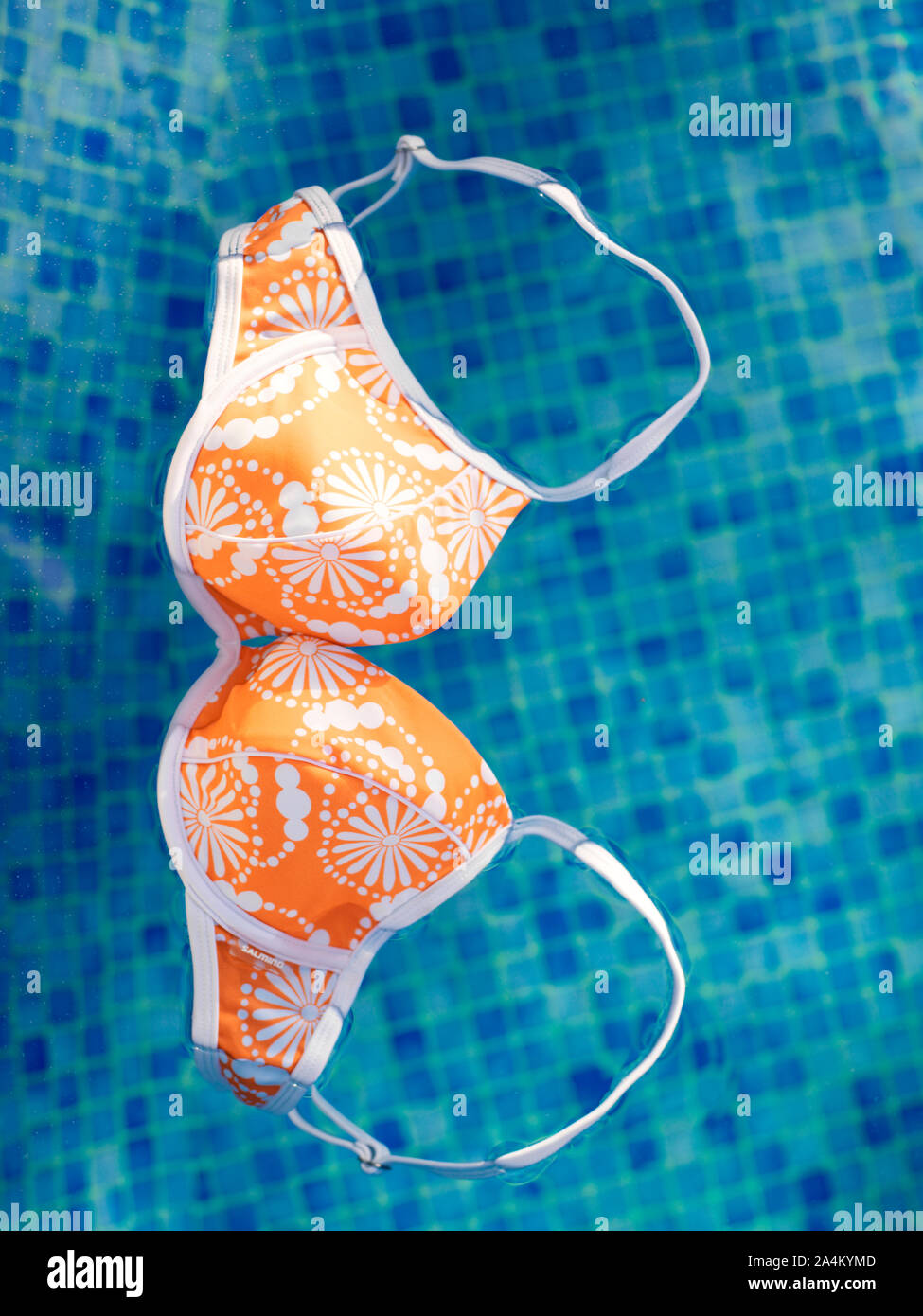 Bikini bras hi-res stock photography and images - Alamy