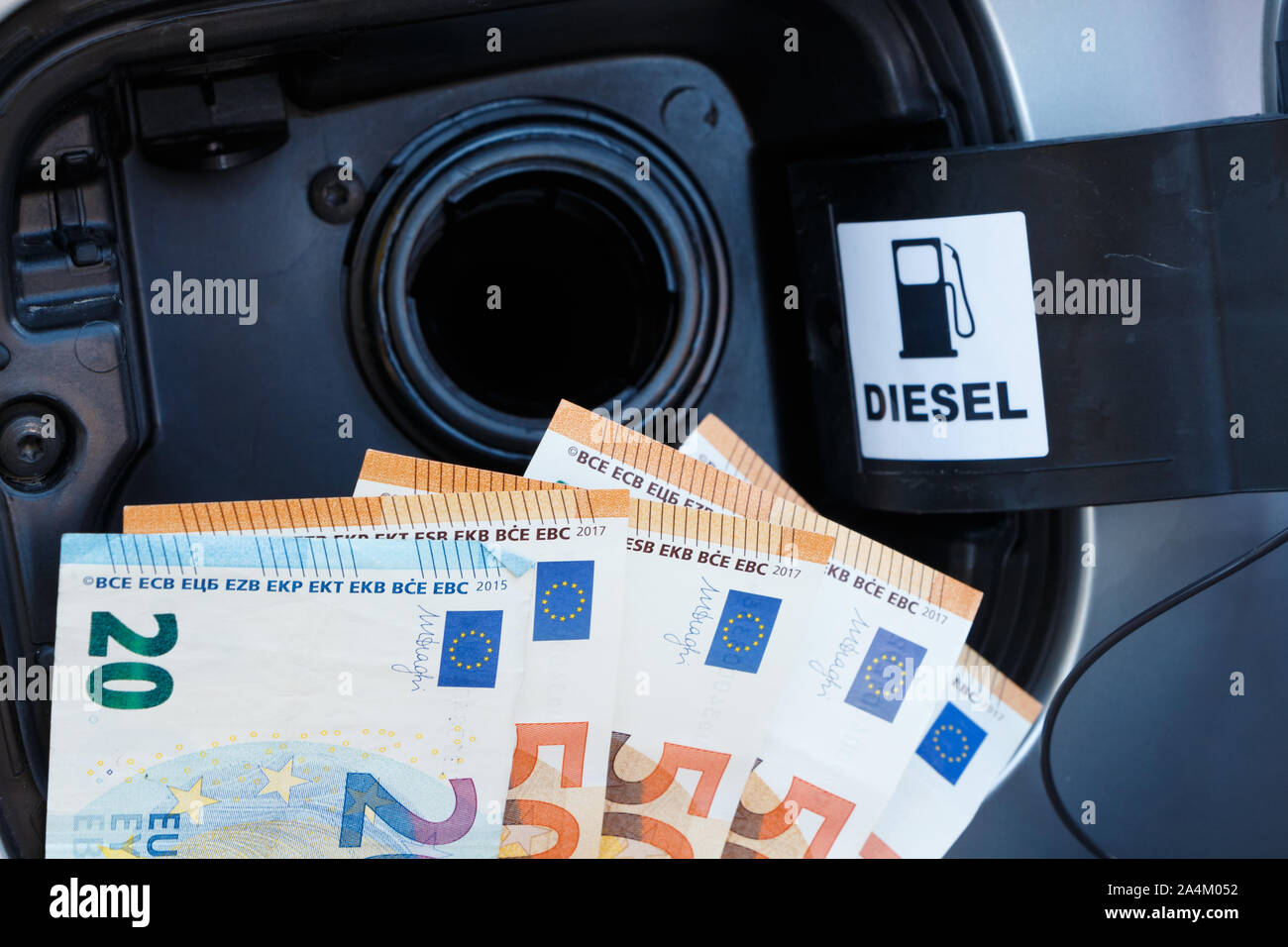 Car money hi-res stock photography and images - Alamy
