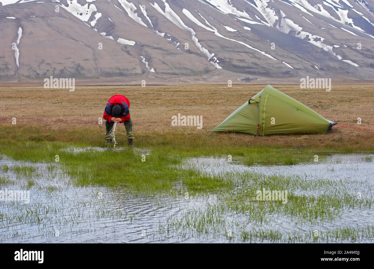 Svalbard activities hi-res stock photography and images - Alamy