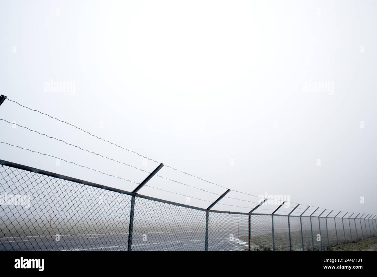 Fog fences hi-res stock photography and images - Alamy