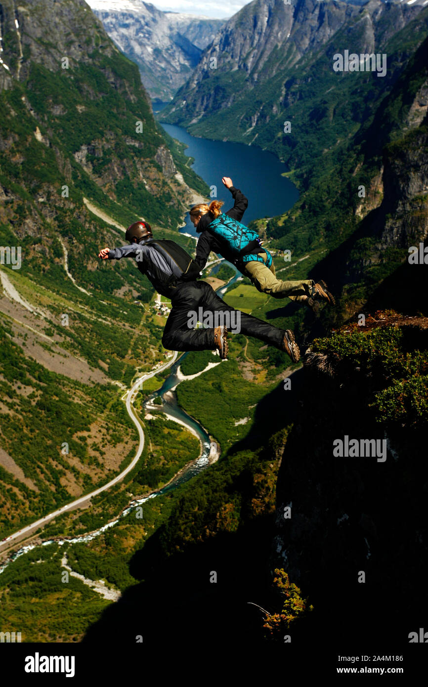 Person jumping from cliff river hi-res stock photography and images - Alamy