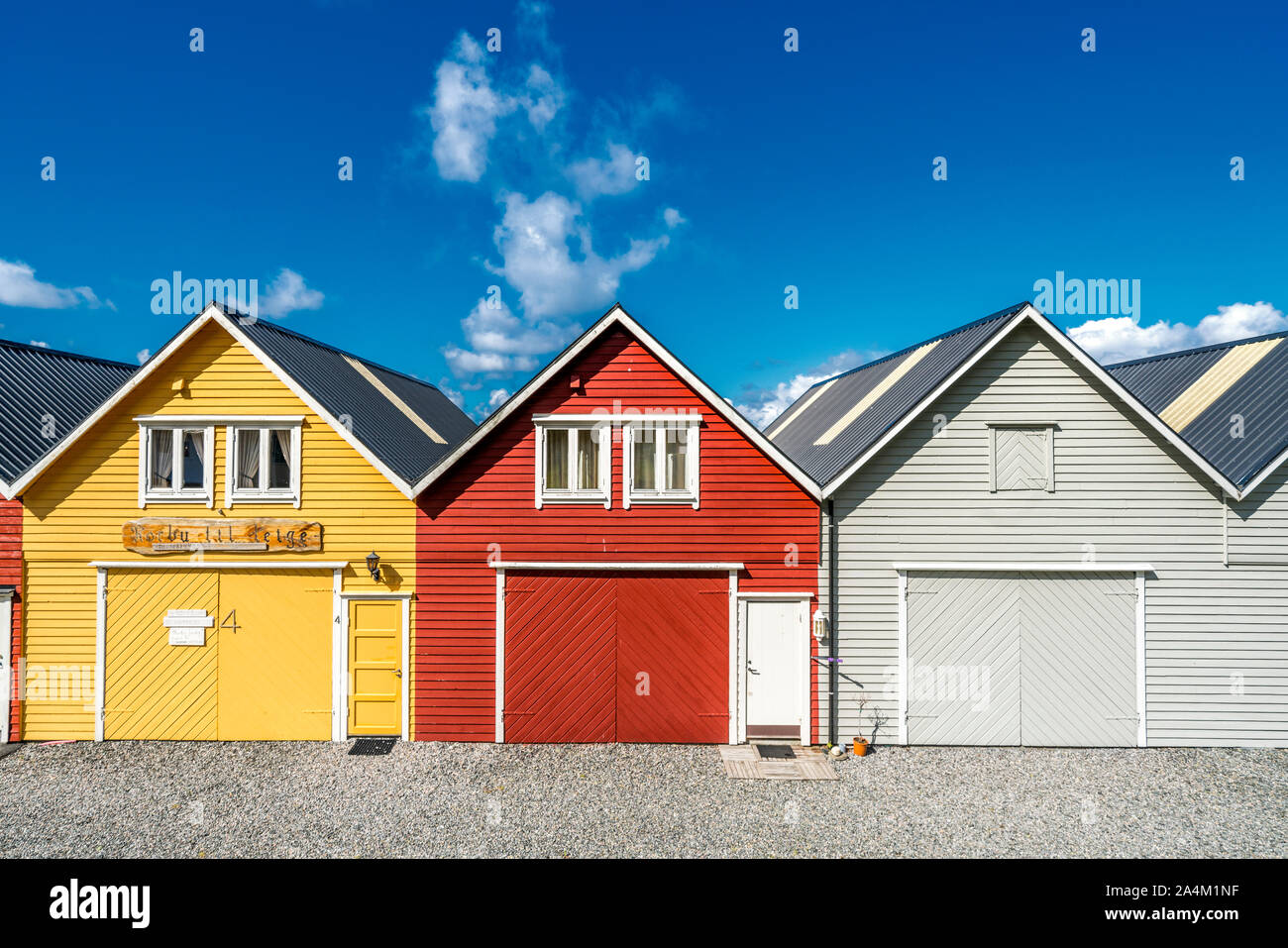 Multi colored facades hi-res stock photography and images - Alamy