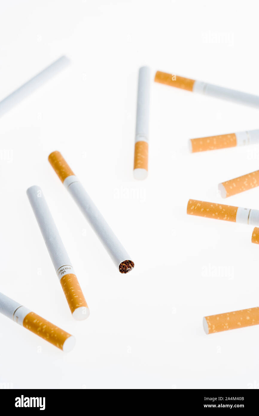 White cigarettes hi-res stock photography and images - Alamy