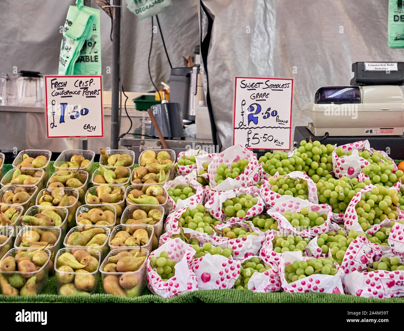 Cambridge, UK - October 9, 2019: Stall in the market with fruits Stock ...