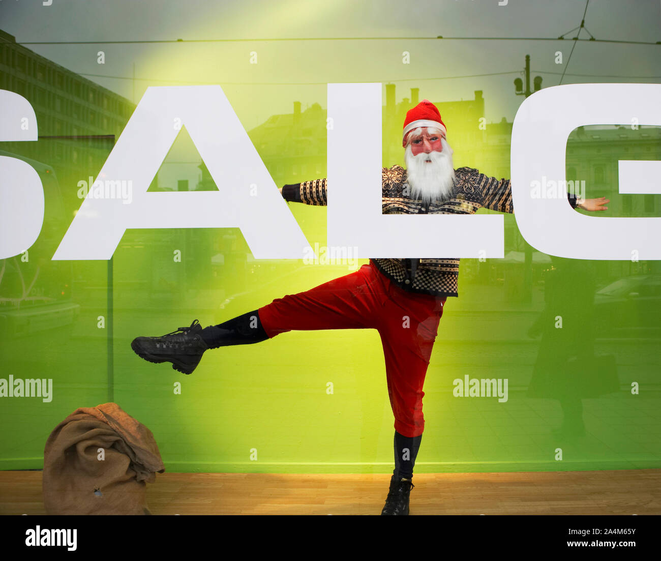 Christmas jumpers in shop hi-res stock photography and images - Alamy