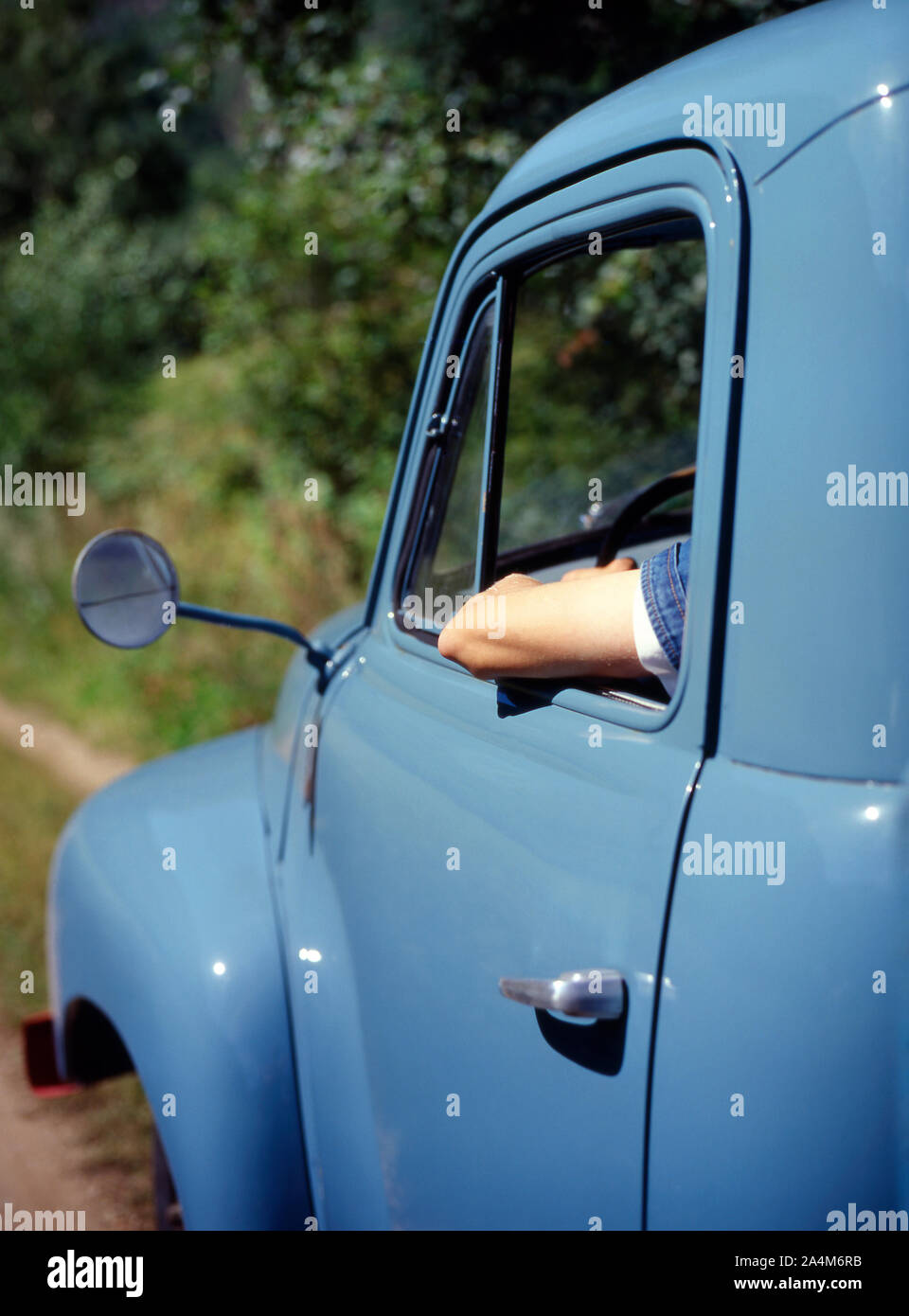 Driving veteran cars hi-res stock photography and images - Alamy