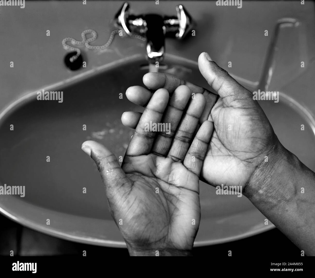 Rinsing - routine Stock Photo - Alamy