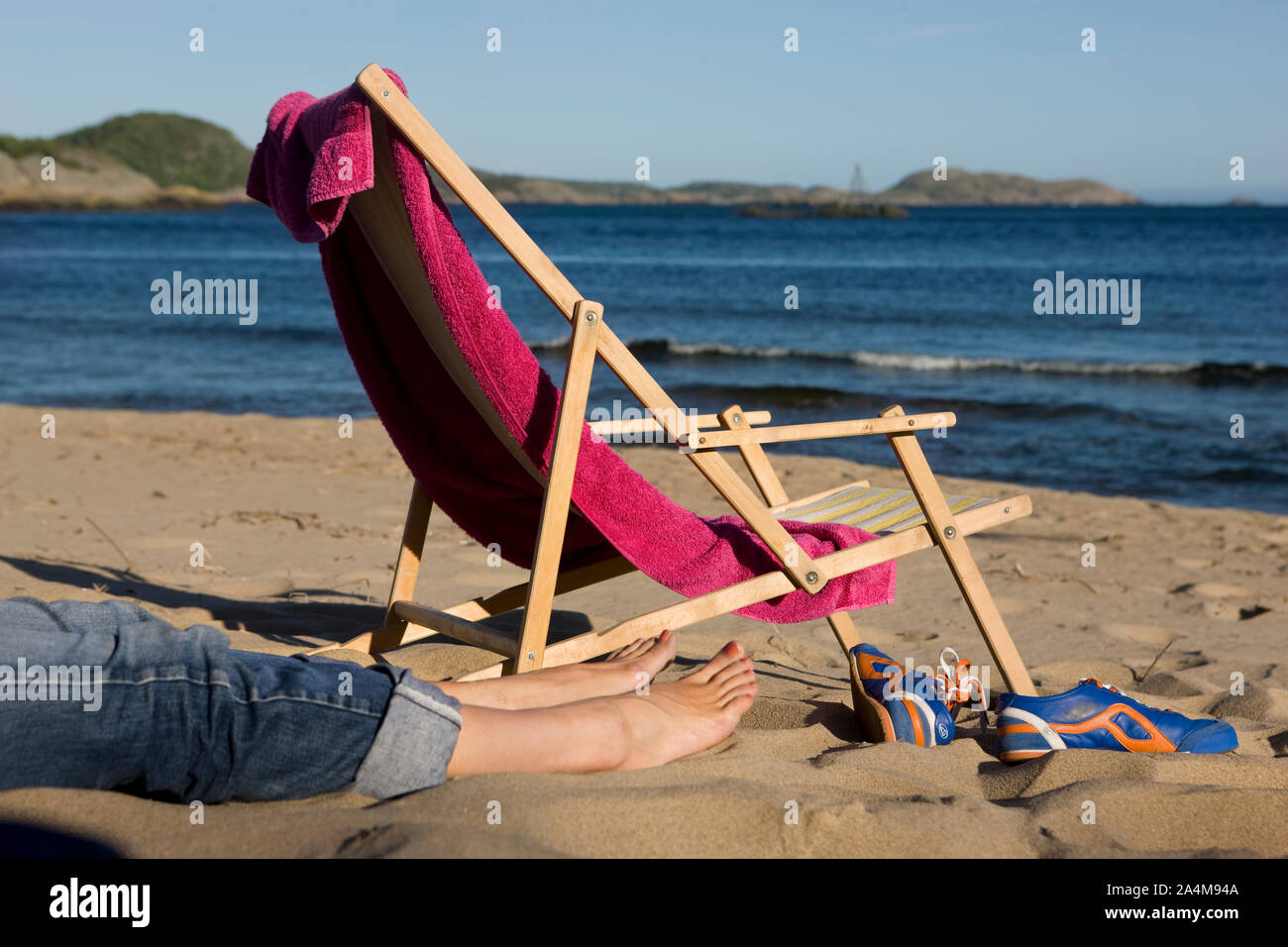 Human horizons hi-res stock photography and images - Alamy