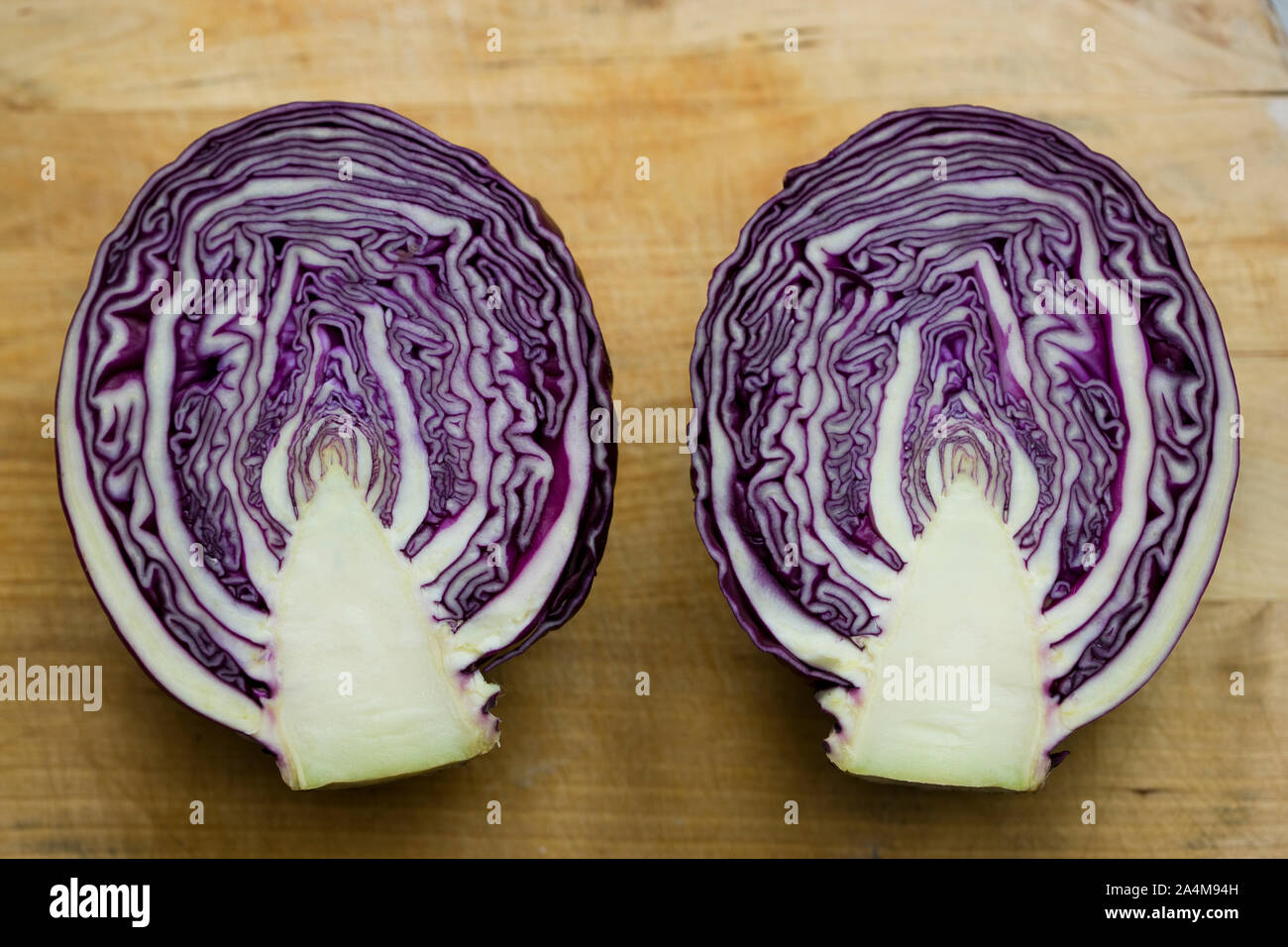 Red cabbage cut in half Stock Photo - Alamy