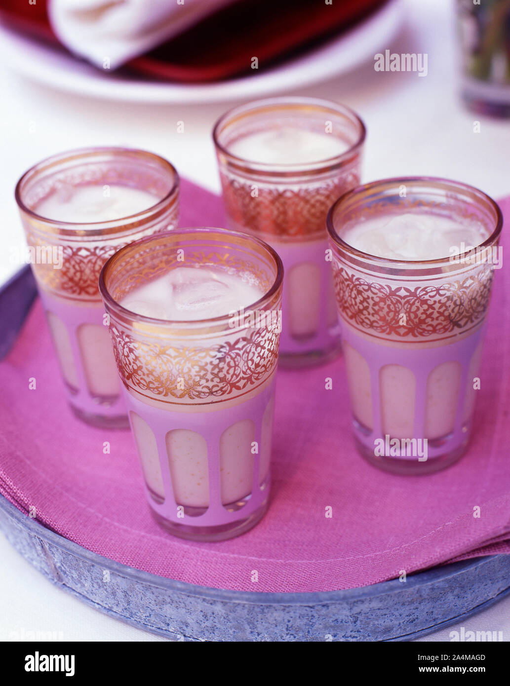 Moroccan cold drink - ice cubes Stock Photo - Alamy