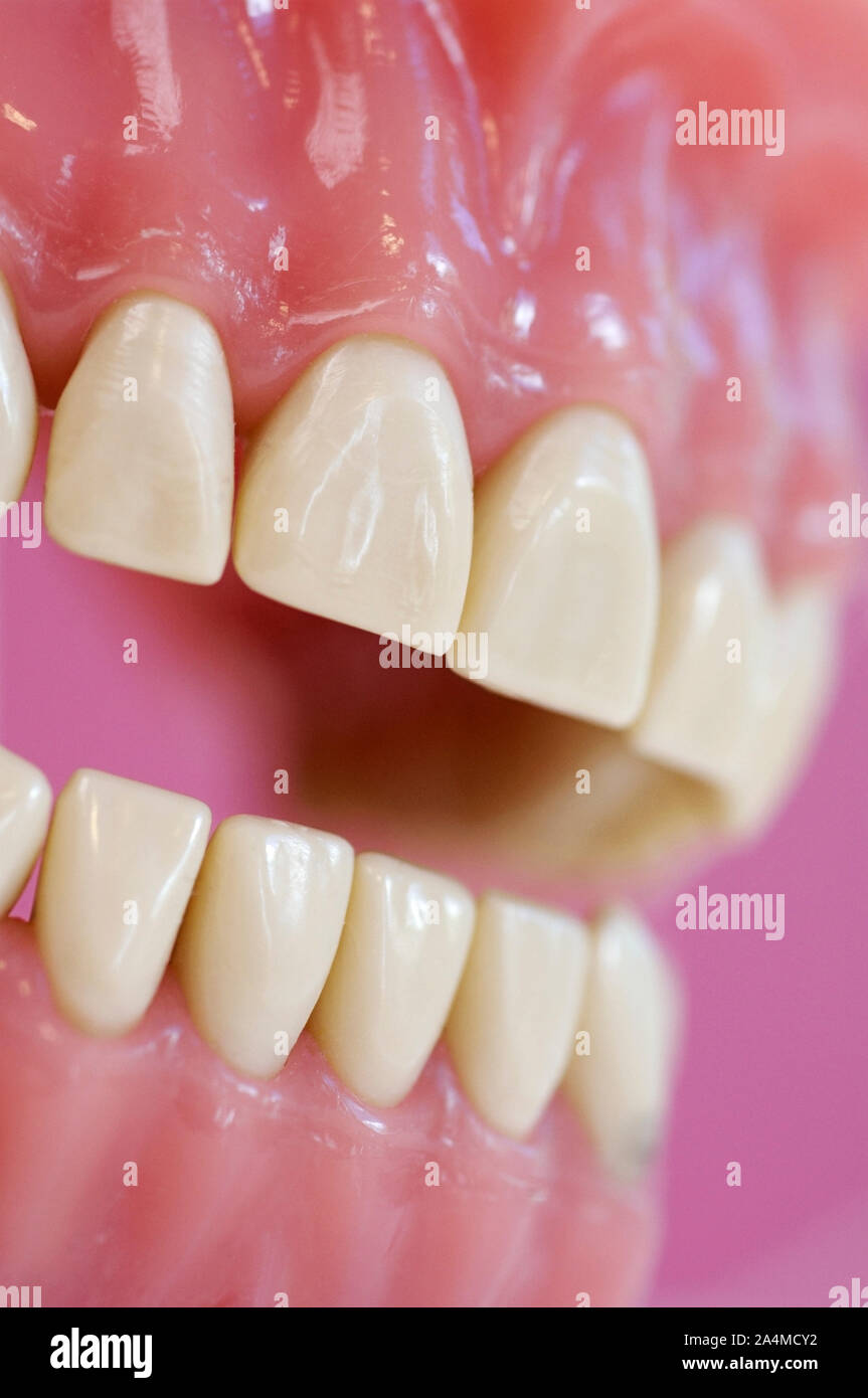 Mouth forms hi-res stock photography and images - Alamy
