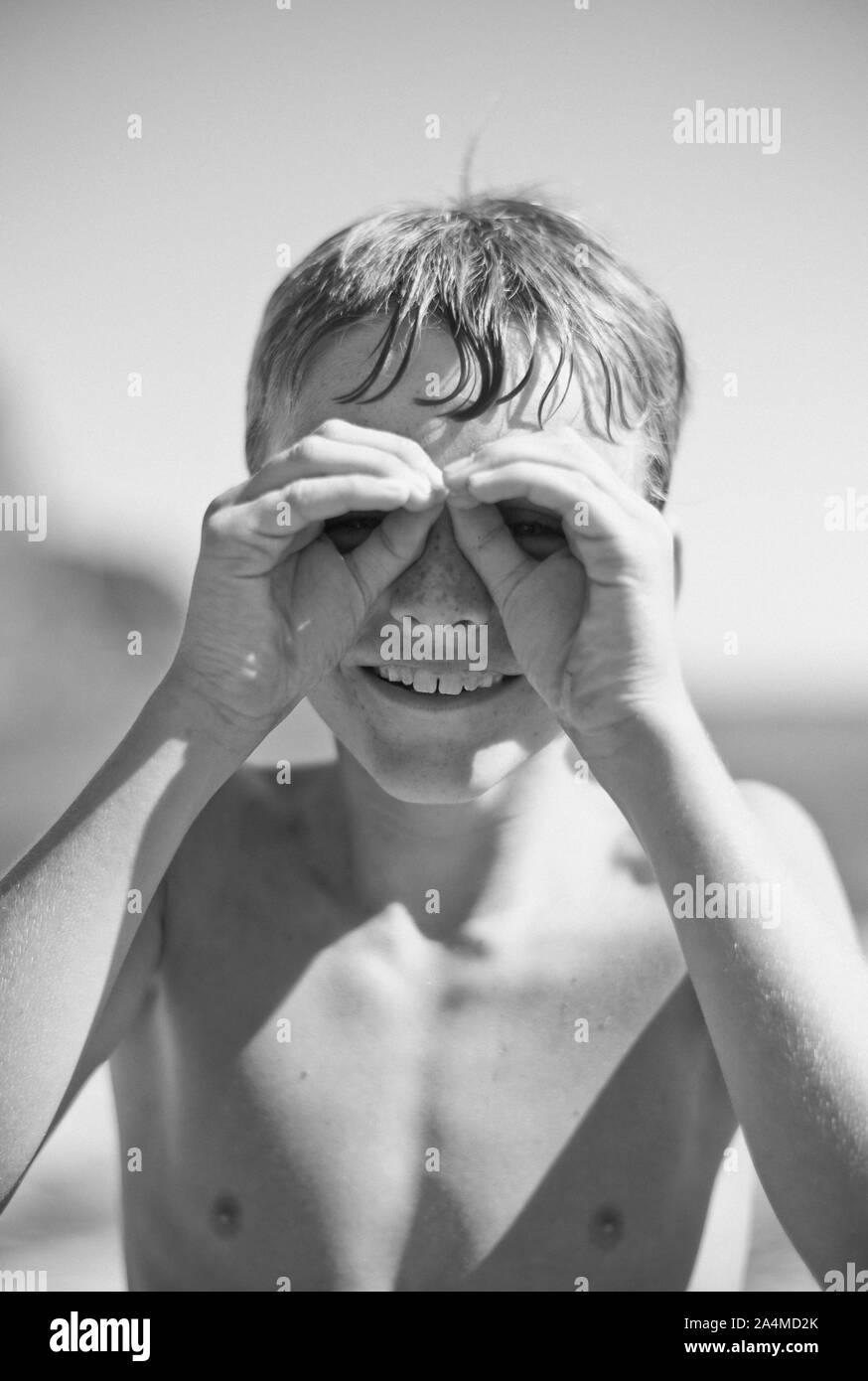 Searching waiting Black and White Stock Photos & Images - Alamy