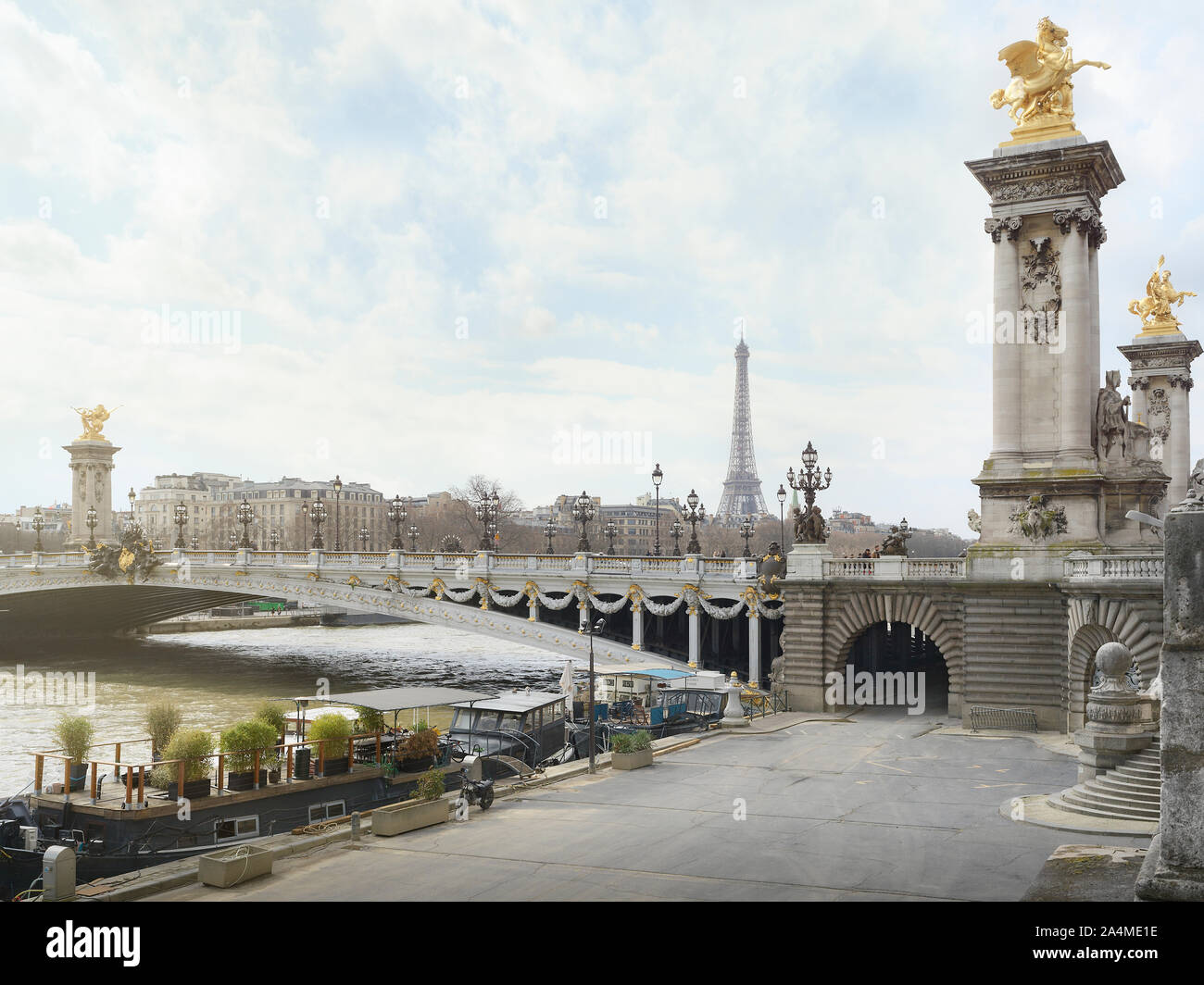 Bridge in Paris, France Stock Photo - Alamy