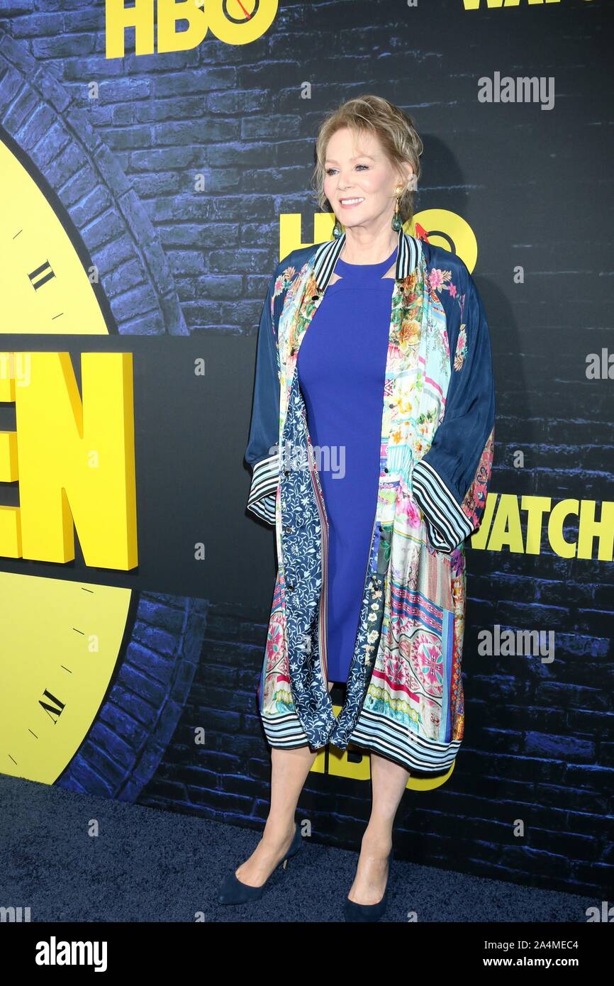 Jean Smart at arrivals for WATCHMEN Series Premiere on HBO, Cinerama ...