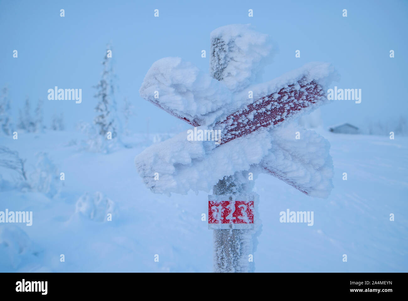 Snow covering ski trail sign Stock Photo - Alamy