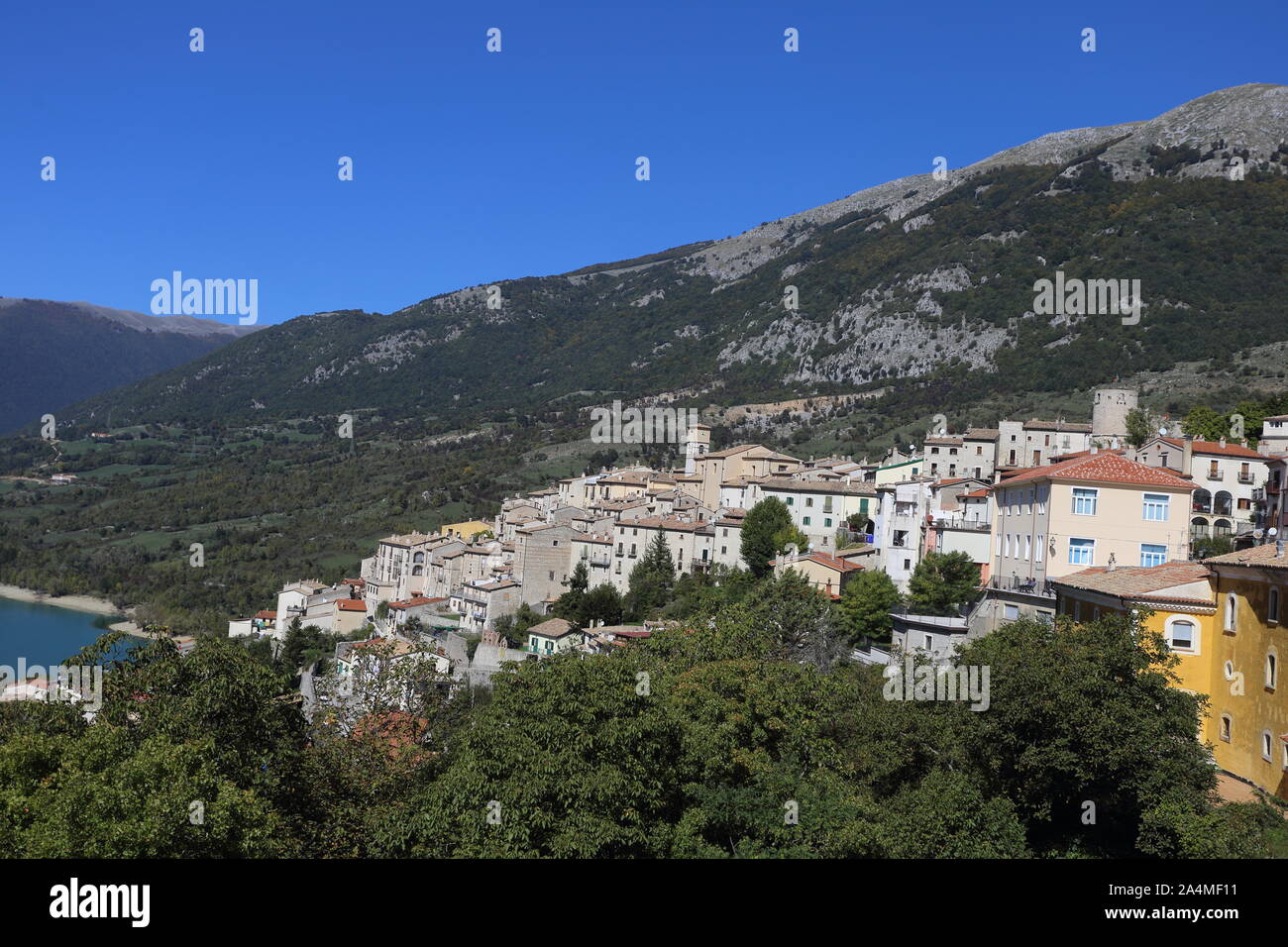 Barrea, Italy - 12 October 2019: Lake Barrea and the mountain village ...