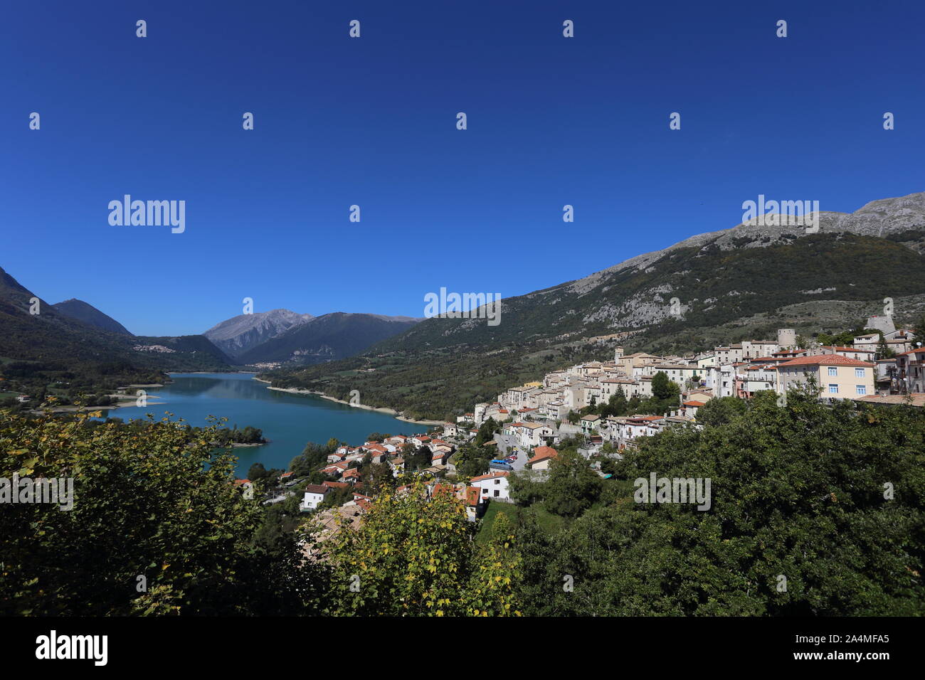 Barrea, Italy - 12 October 2019: Lake Barrea and the mountain village ...