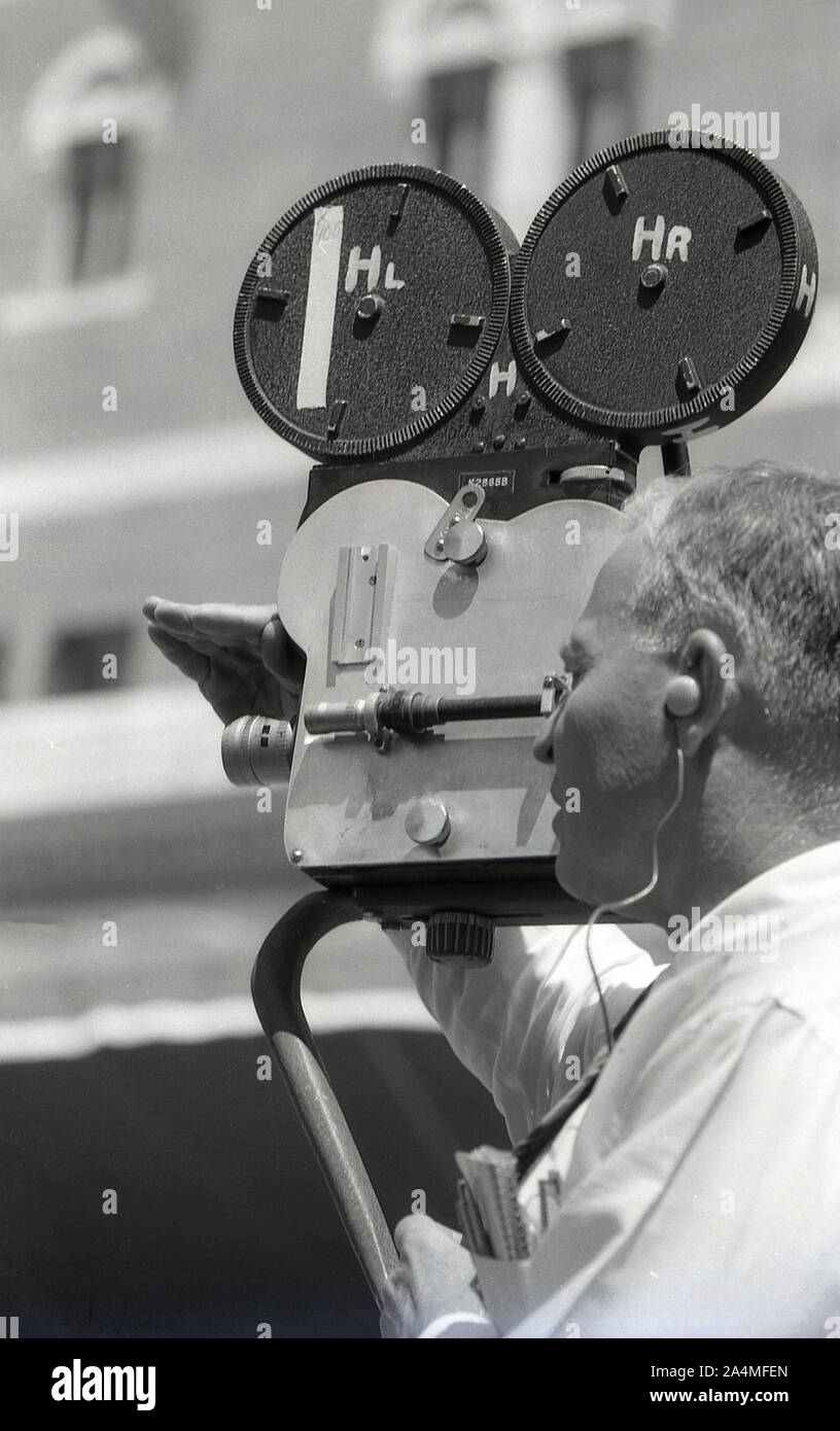 Camerman black hi-res stock photography and images - Alamy