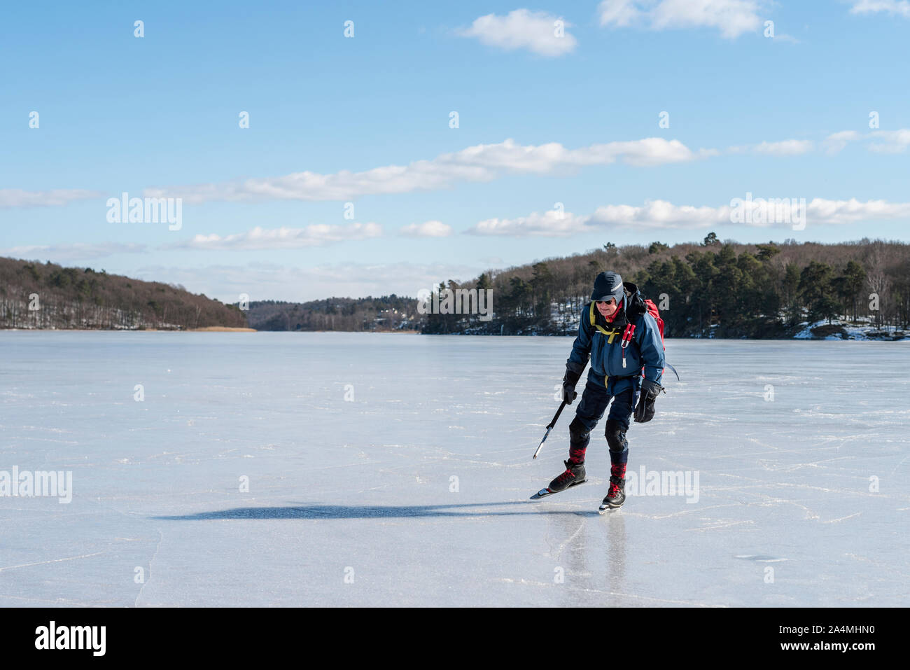 Old man with cap and sunglasses hi-res stock photography and images - Alamy