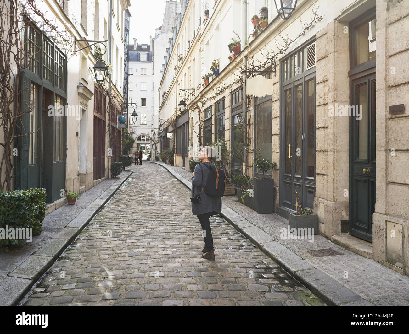 Alley image hi-res stock photography and images - Alamy