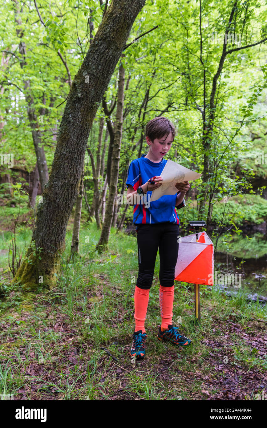 Boys Reading Map High Resolution Stock Photography and Images - Alamy