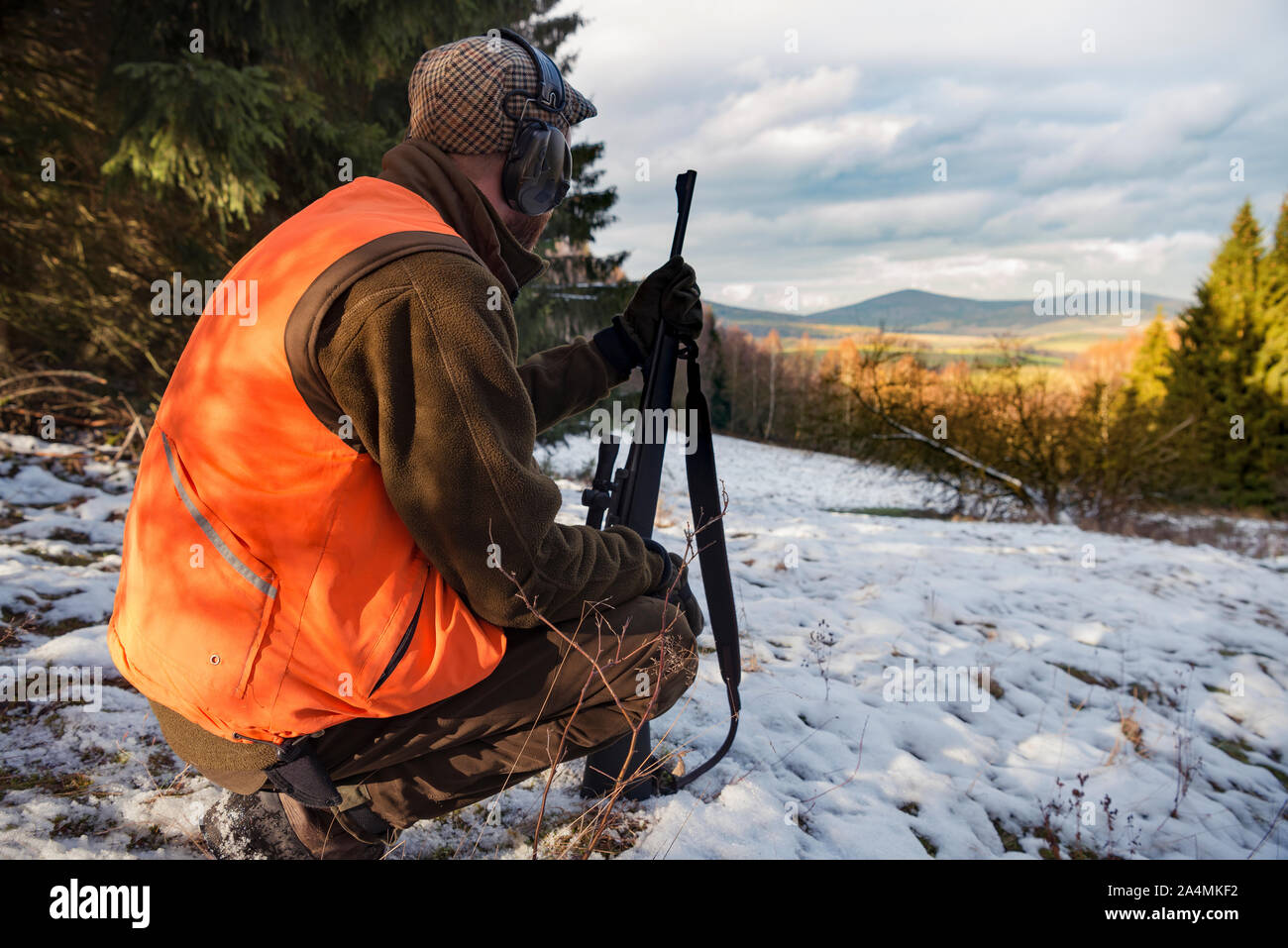 Hunter looking away Stock Photo - Alamy