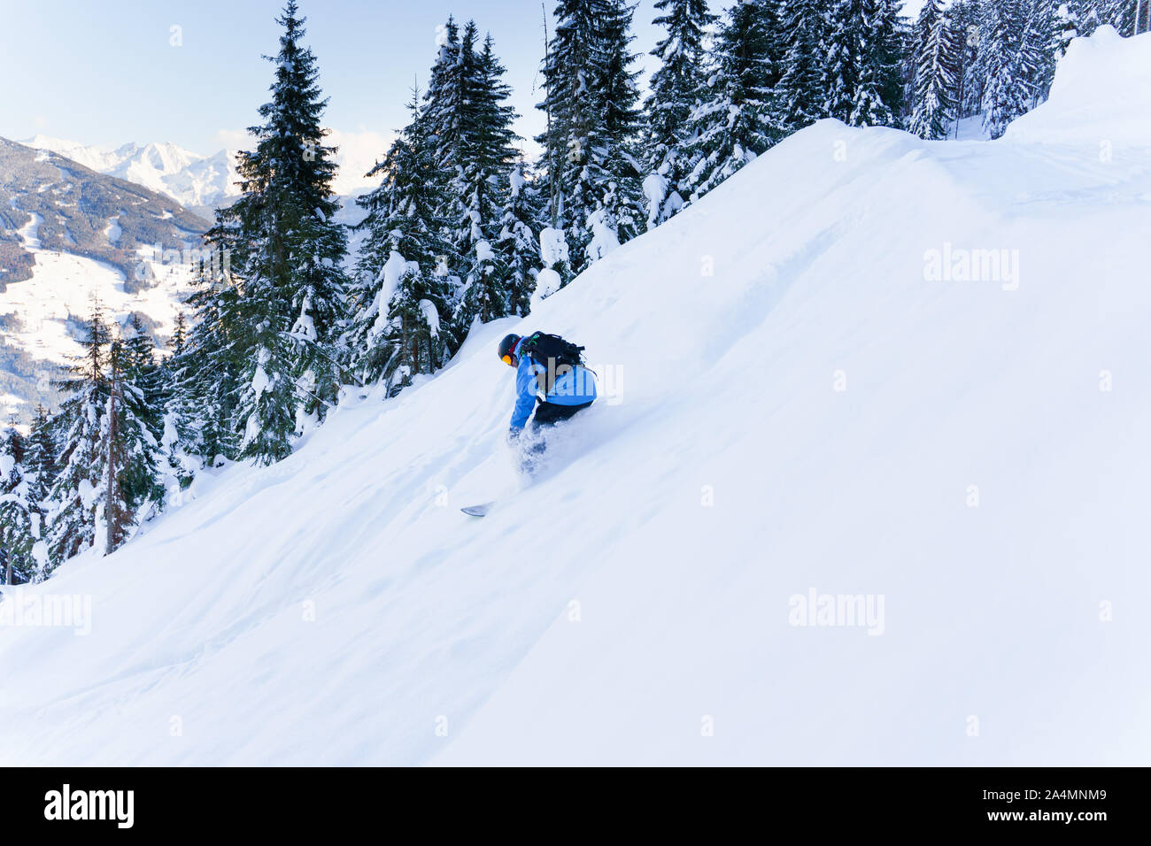 Man beard on ski slope hi-res stock photography and images - Alamy