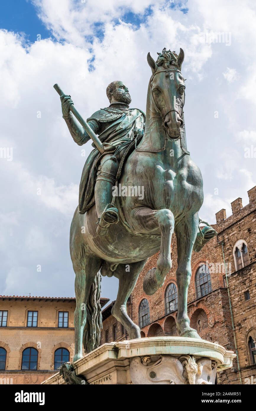 Cosimo1 statue florence hi-res stock photography and images - Alamy