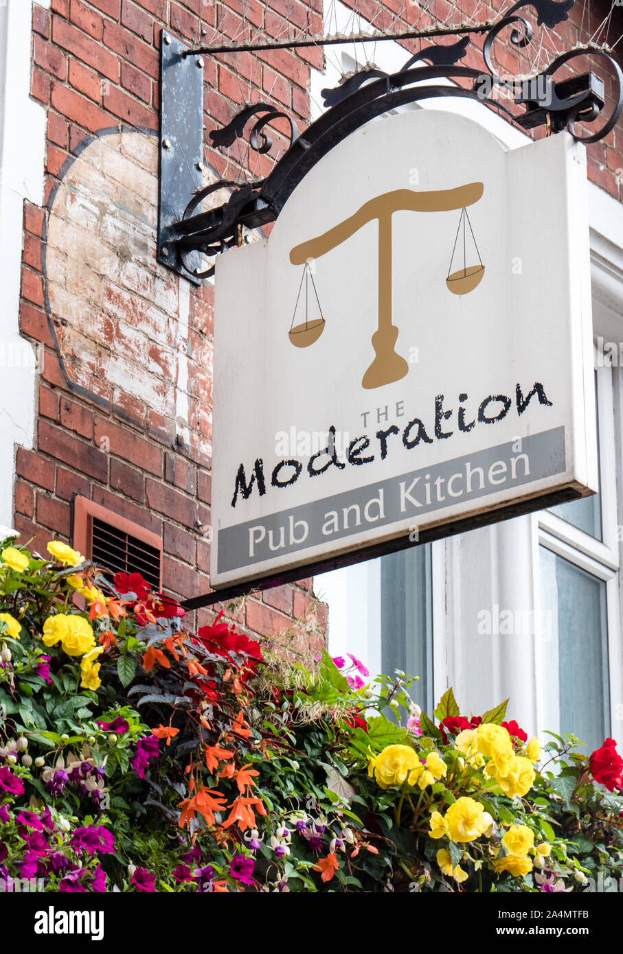 Moderation hi-res stock photography and images - Alamy