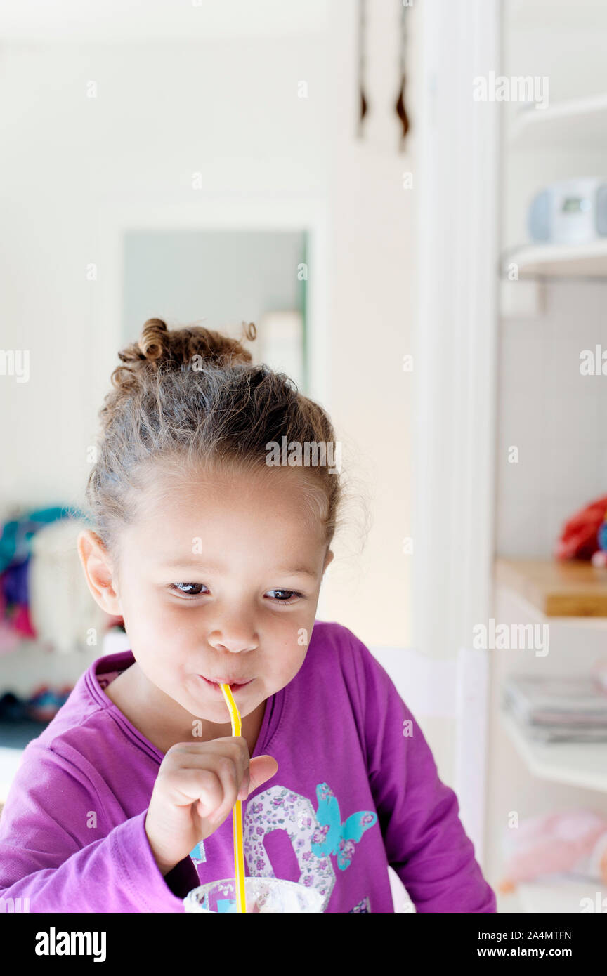 Focus on foreground drinking straw hi-res stock photography and images - Alamy