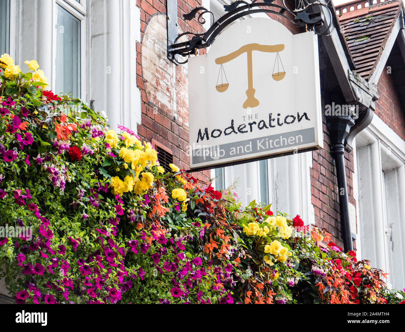 Moderation hi-res stock photography and images - Alamy