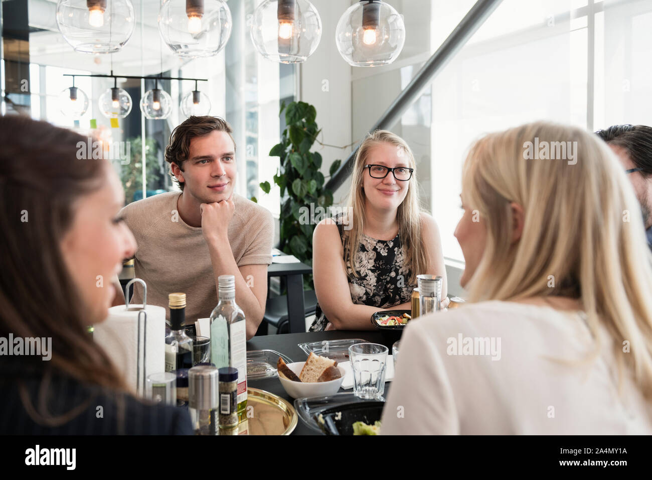 Business people having lunch in hi-res stock photography and images - Alamy