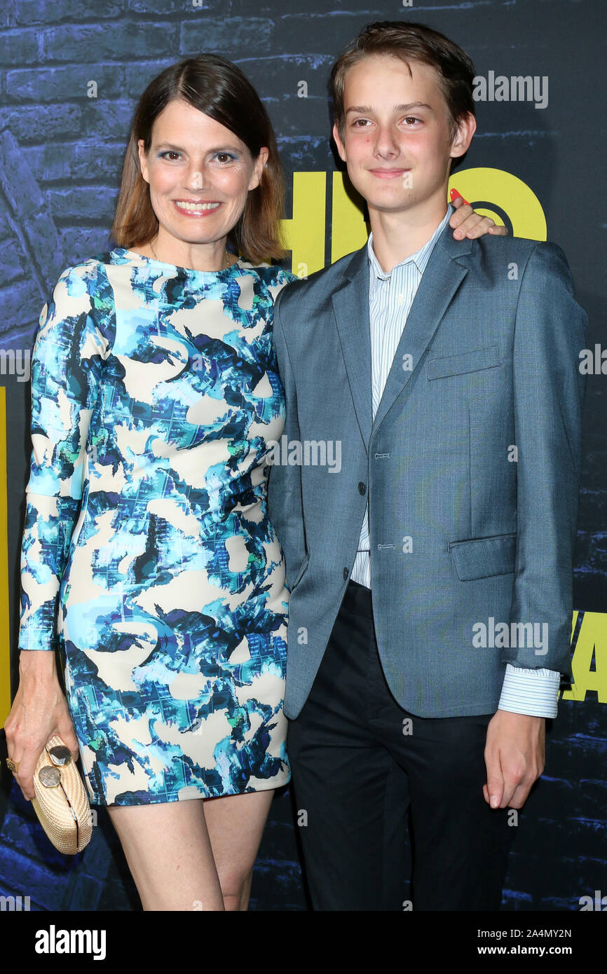 Suzanne kay hi-res stock photography and images - Alamy