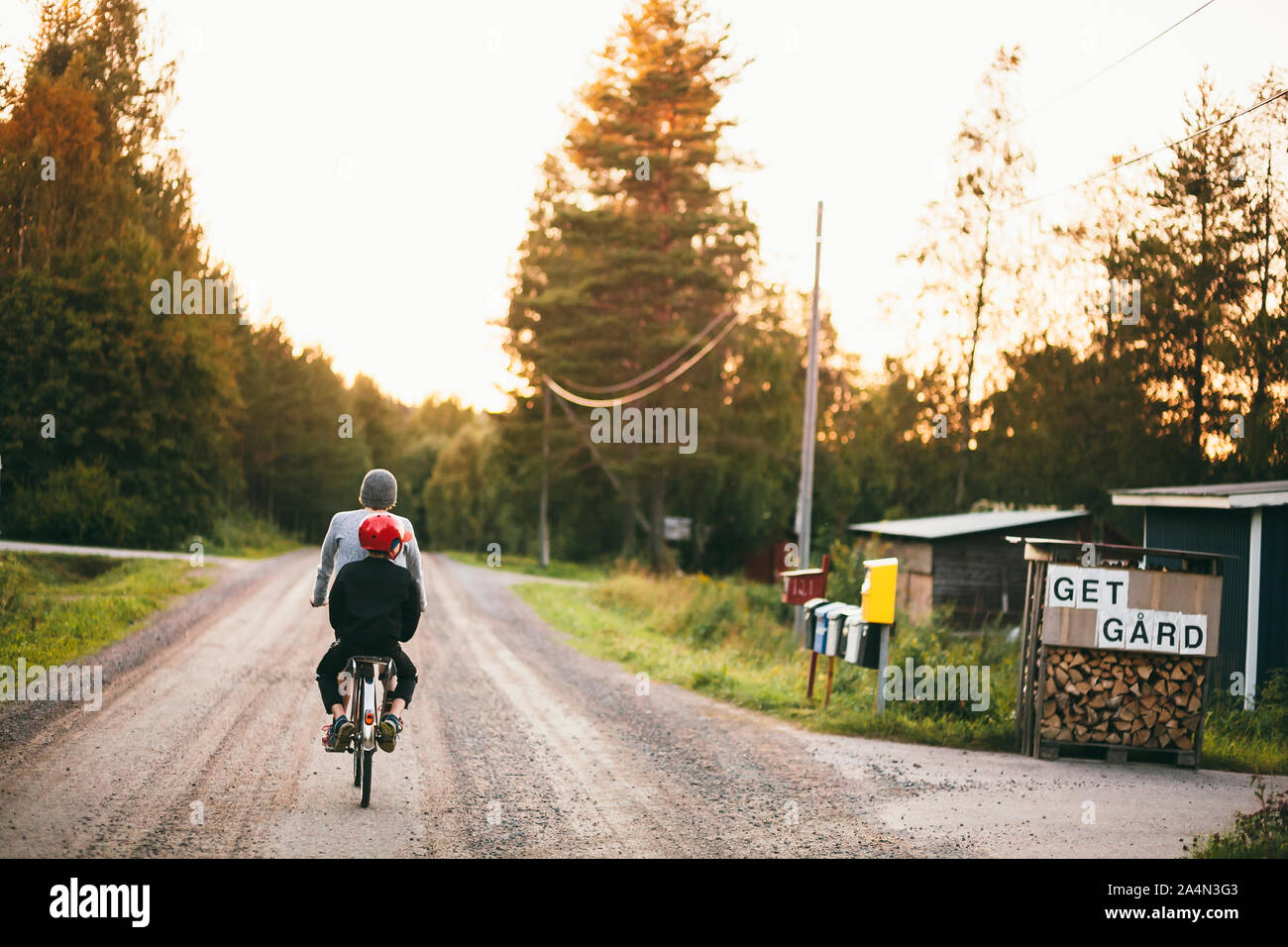Teenager boys cycling hi-res stock photography and images - Alamy