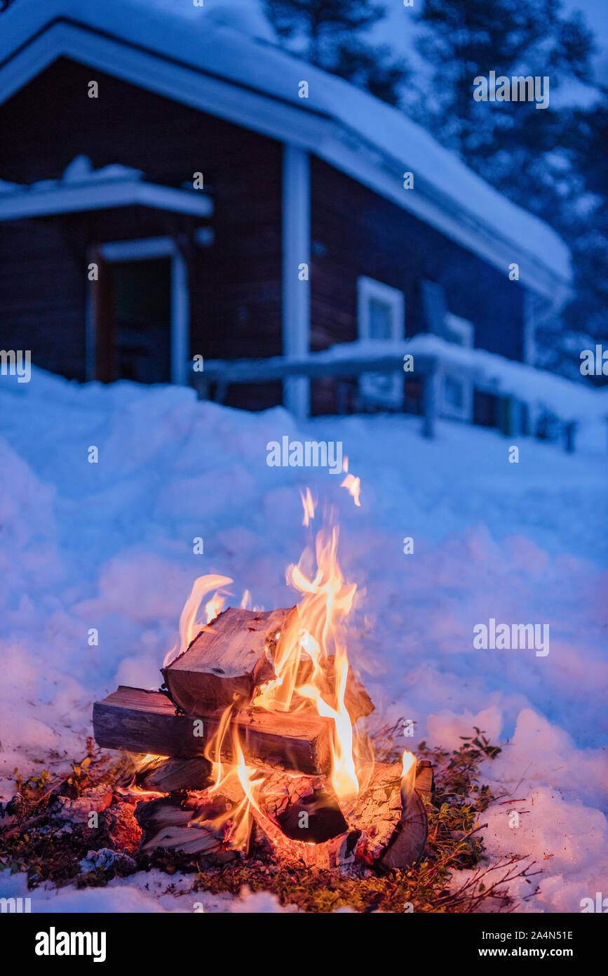 Campfire on snow hi-res stock photography and images - Alamy