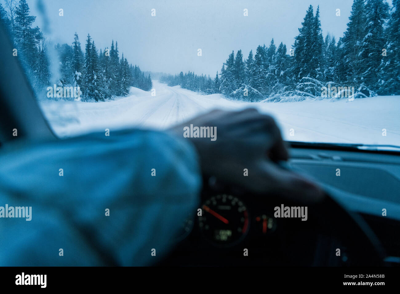 Windshield part hi-res stock photography and images - Alamy