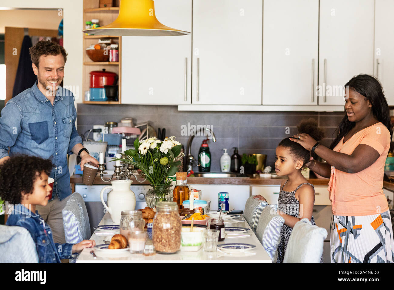 Kitchen diversity hi-res stock photography and images - Alamy