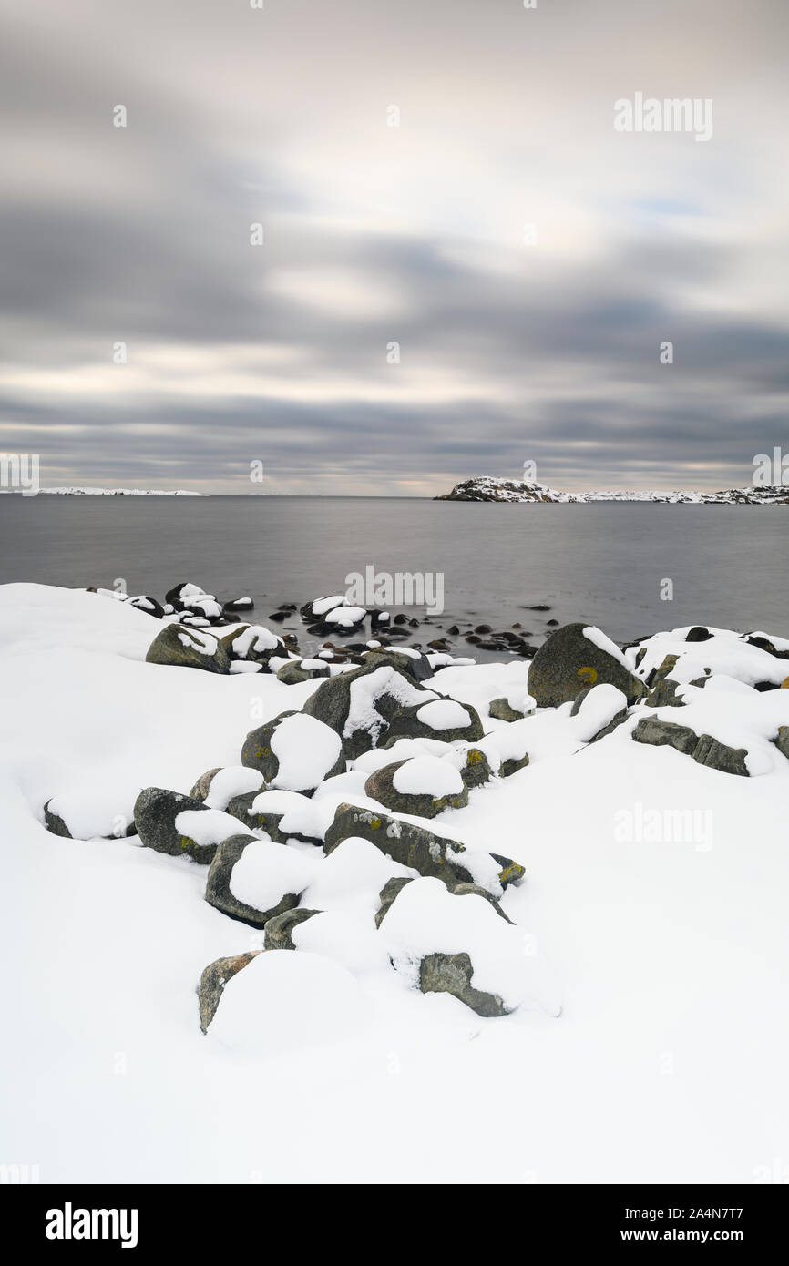 Sea ice covering hi-res stock photography and images - Alamy