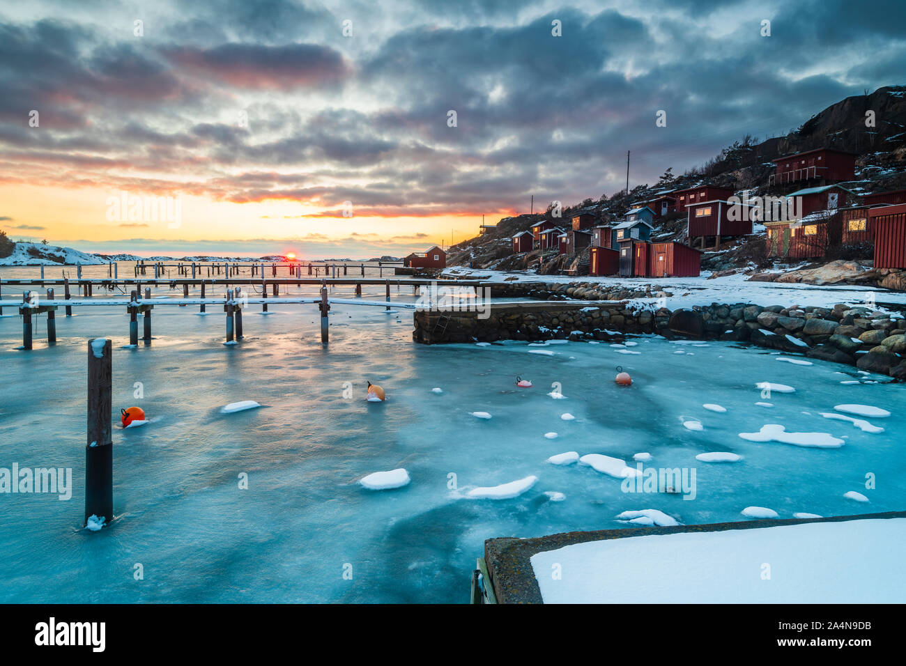 Coast covered in ice Stock Photo - Alamy