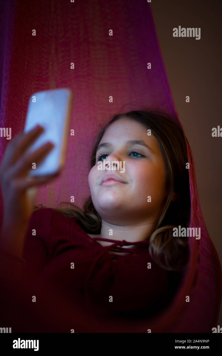 Only cell phones hi-res stock photography and images - Alamy