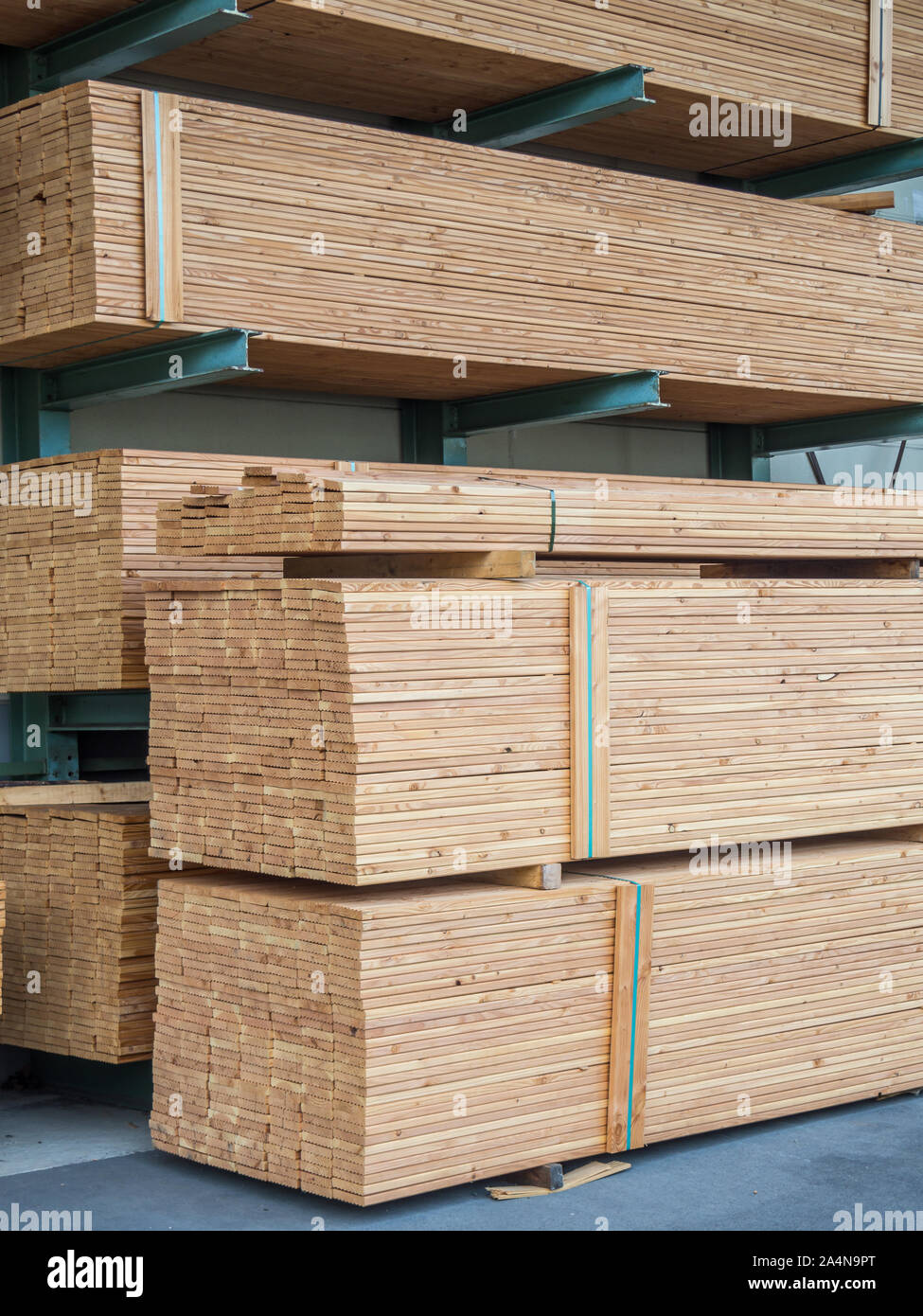 lumber structural timber Stock Photo - Alamy