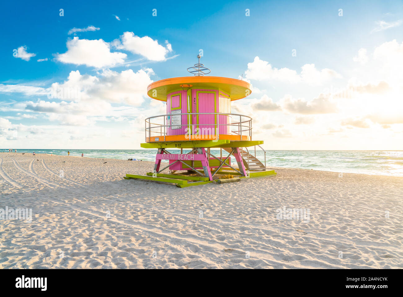 Lifeguard hut on the beach, Miami Beach, Florida, USA Stock Photo - Alamy