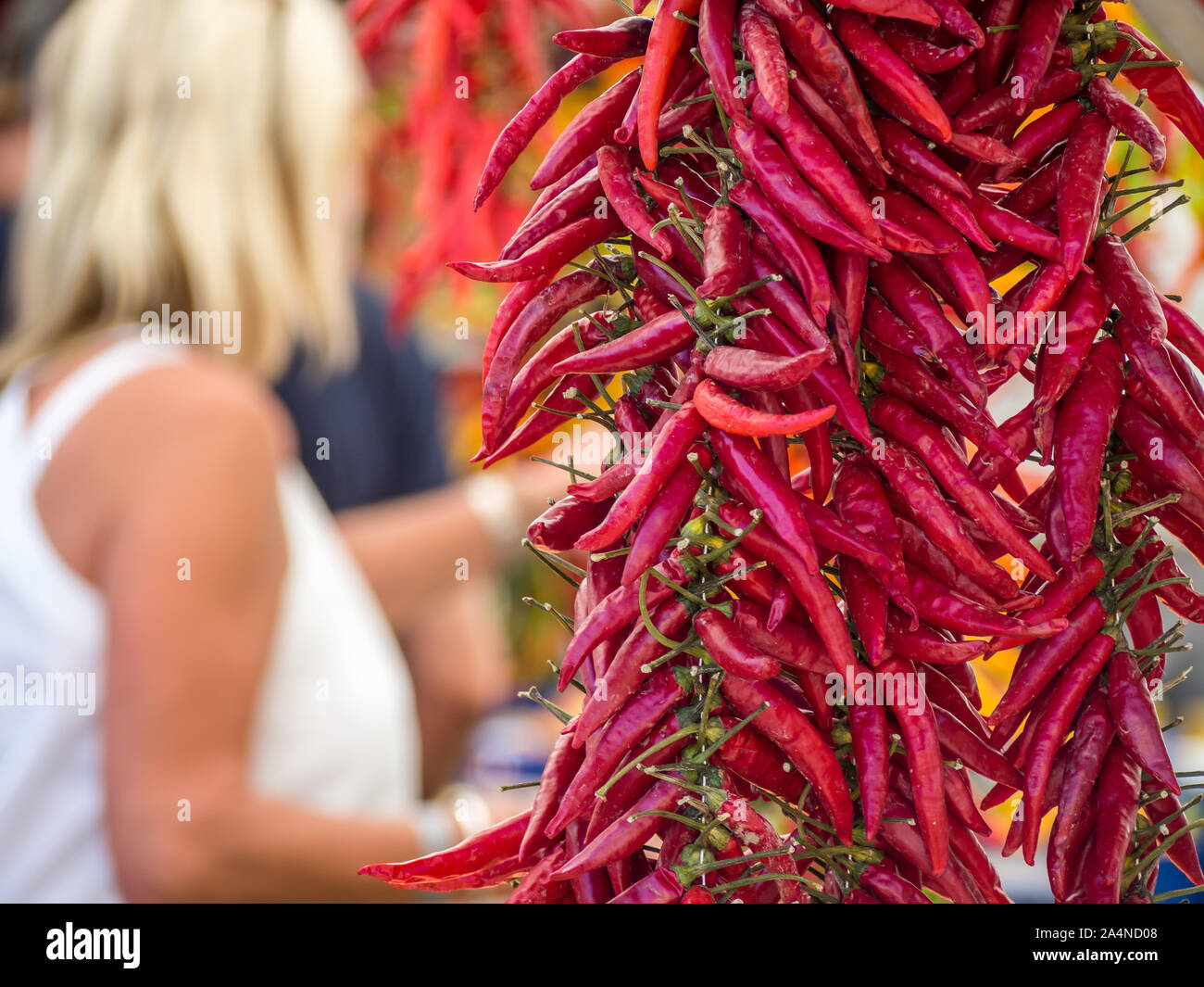 Red chilli india woman hi-res stock photography and images - Alamy