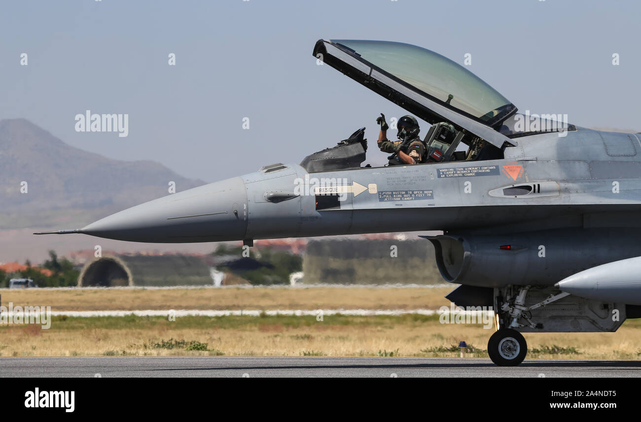 F 106 plane hi-res stock photography and images - Alamy