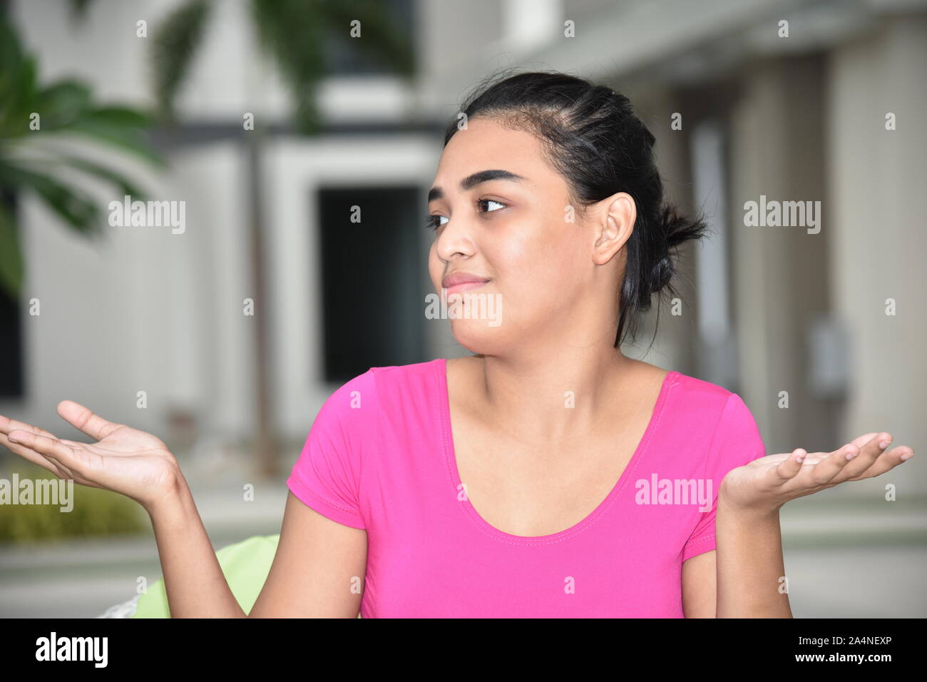 Pretty asian girl making hi-res stock photography and images - Alamy